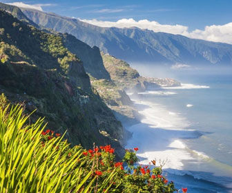 ¿Cuál es la mejor época para viajar a Madeira? Comienza tu viaje Aquí ↩